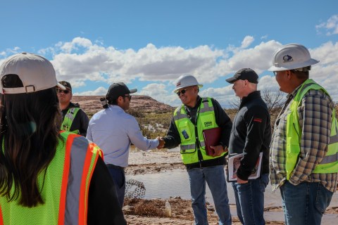 President Nygren Visits Dennehotso After Severe Flooding